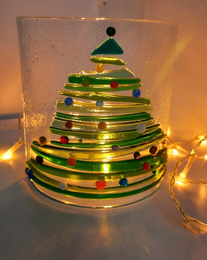 Green Christmas tree candle sconce with coloured decorations | King's ...